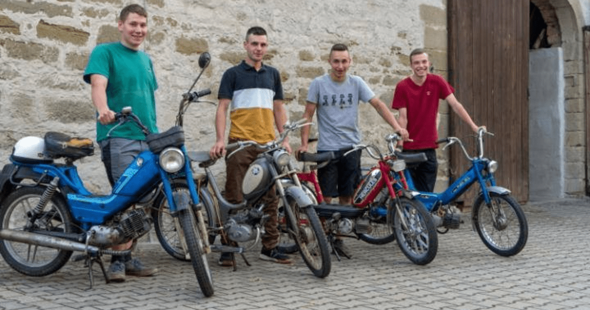 Gebsattel | Mofa-Tour nach Paris | Radio 8